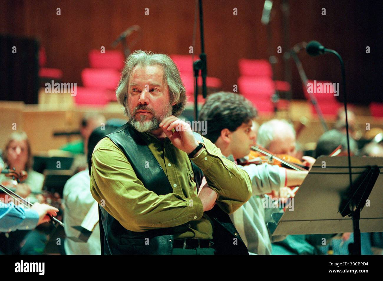 John Tomlinson (Gurnemanz) during the rehearsal for a concert ...