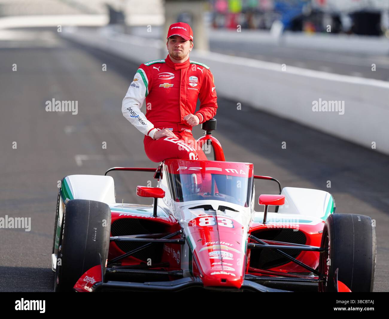 INDIANAPOLIS, IN - MAY 19: IndyCar driver and pole sitter Robert ...