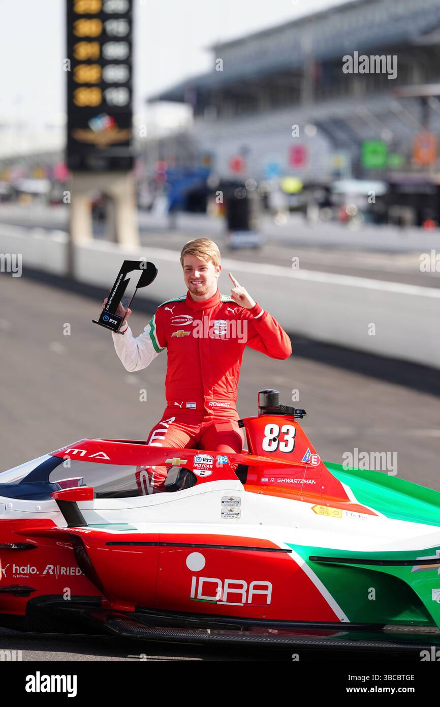 INDIANAPOLIS, IN - MAY 19: IndyCar driver and pole sitter Robert ...