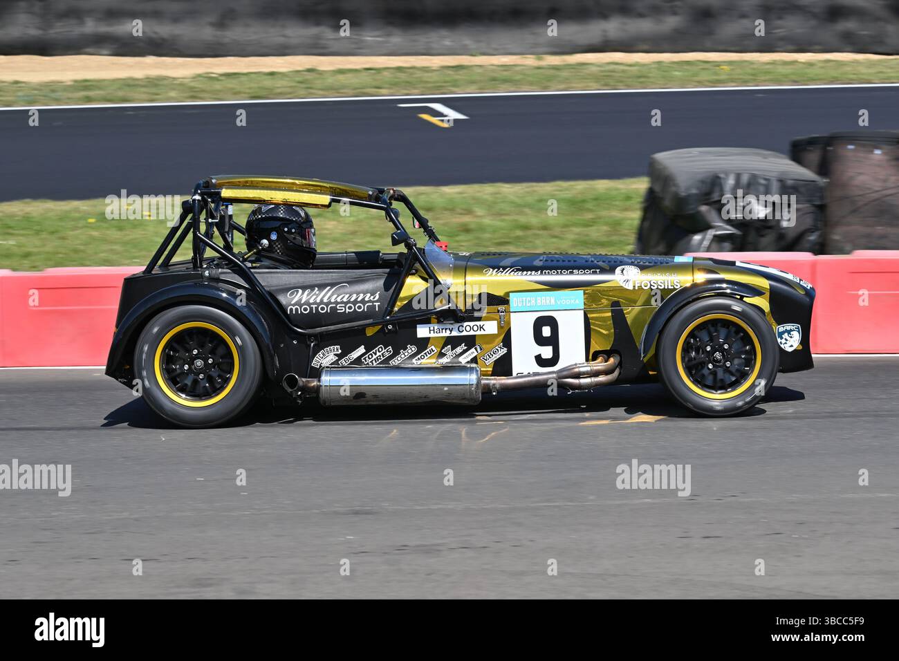 Harry Cook, Caterham 420R, 2025 Dutch Barn Vodka Caterham Seven ...