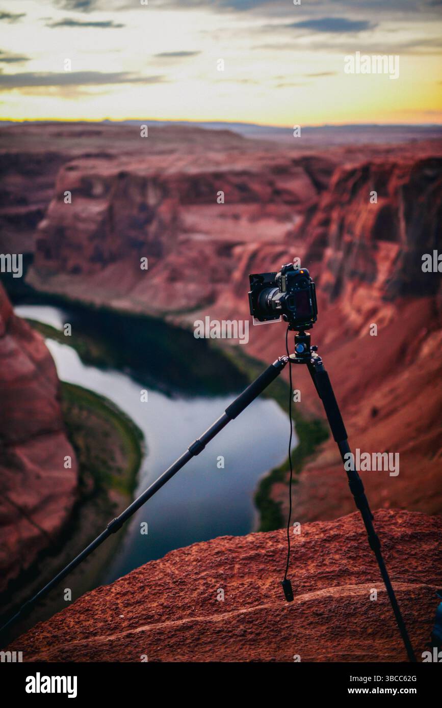 Landscape photographer camera on tripod at Horseshoe bend, a horseshoe ...