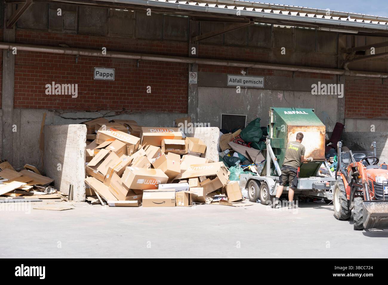 Recyclingbetrieb Göhner Wiederverwertung von Rohstoffen im Recyclingbetrieb Göhner in Enger ...