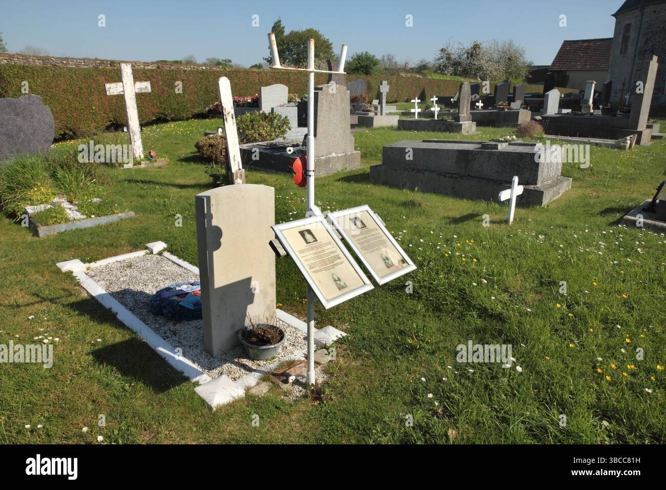 Grave of RAF Sergeant Pilot Raymond Dean at the Church of Saint-Martin ...