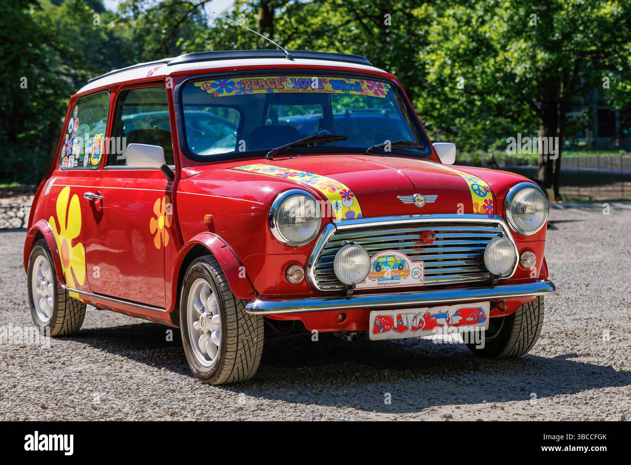 Flower power 1960s hi-res stock photography and images - Alamy