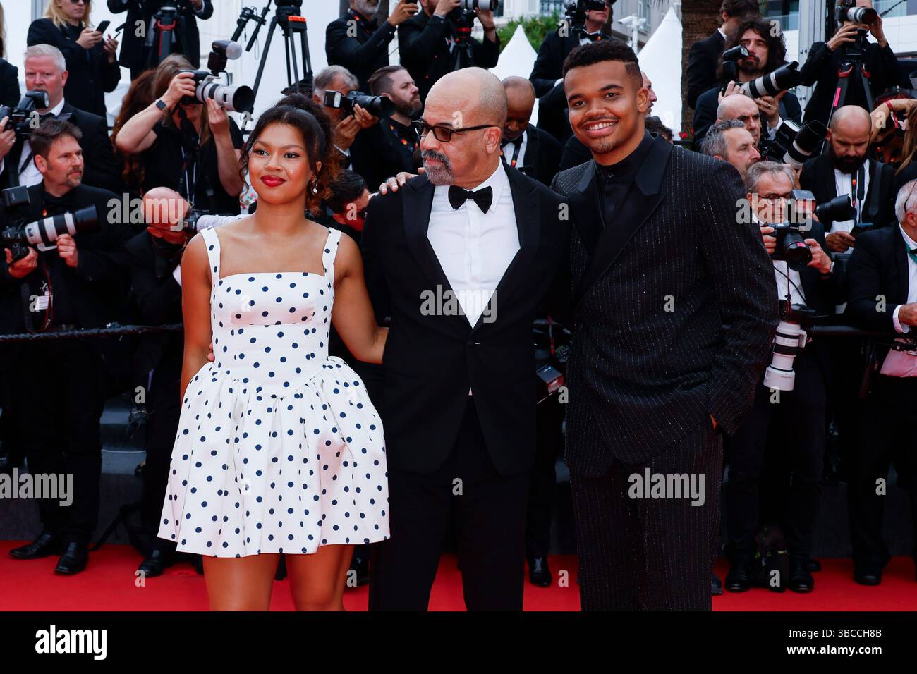 Juno Wright, from left, Jeffrey Wright, and Elijah Wright pose for photographers upon arrival at ...