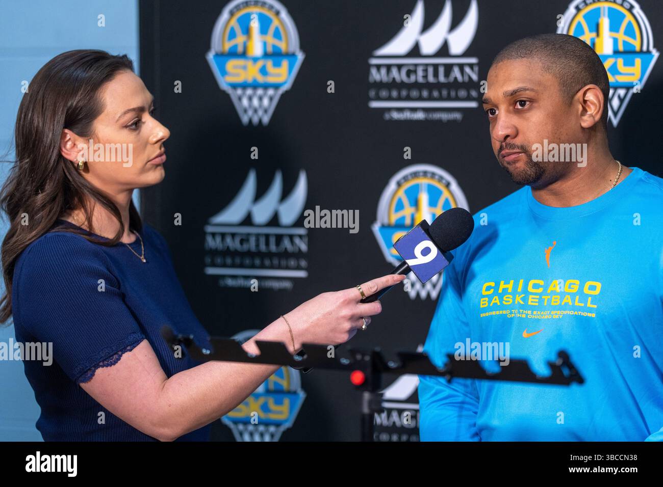 Deerfield, United States. 15th May, 2025. Chicago Sky head coach Tyler ...
