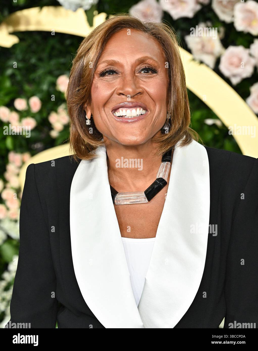 Robin Roberts attends the Disney 2025 Upfront presentation at the North ...