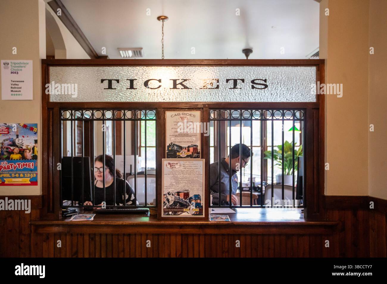 Chattanooga tennessee ticket booth hi-res stock photography and images ...