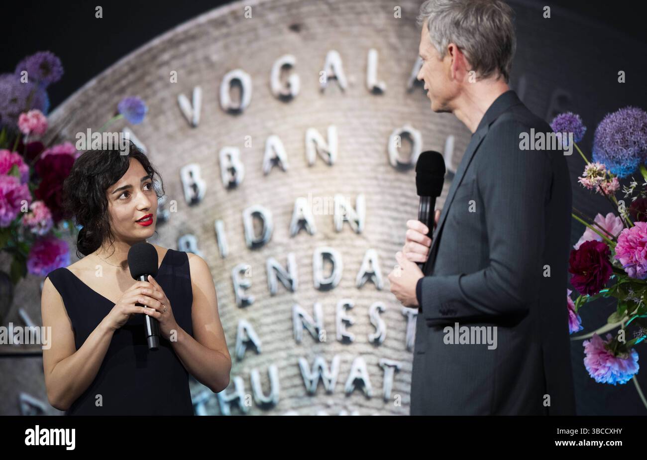 AMSTERDAM - Writer Safae el Khannoussi has won the 32nd Libris ...