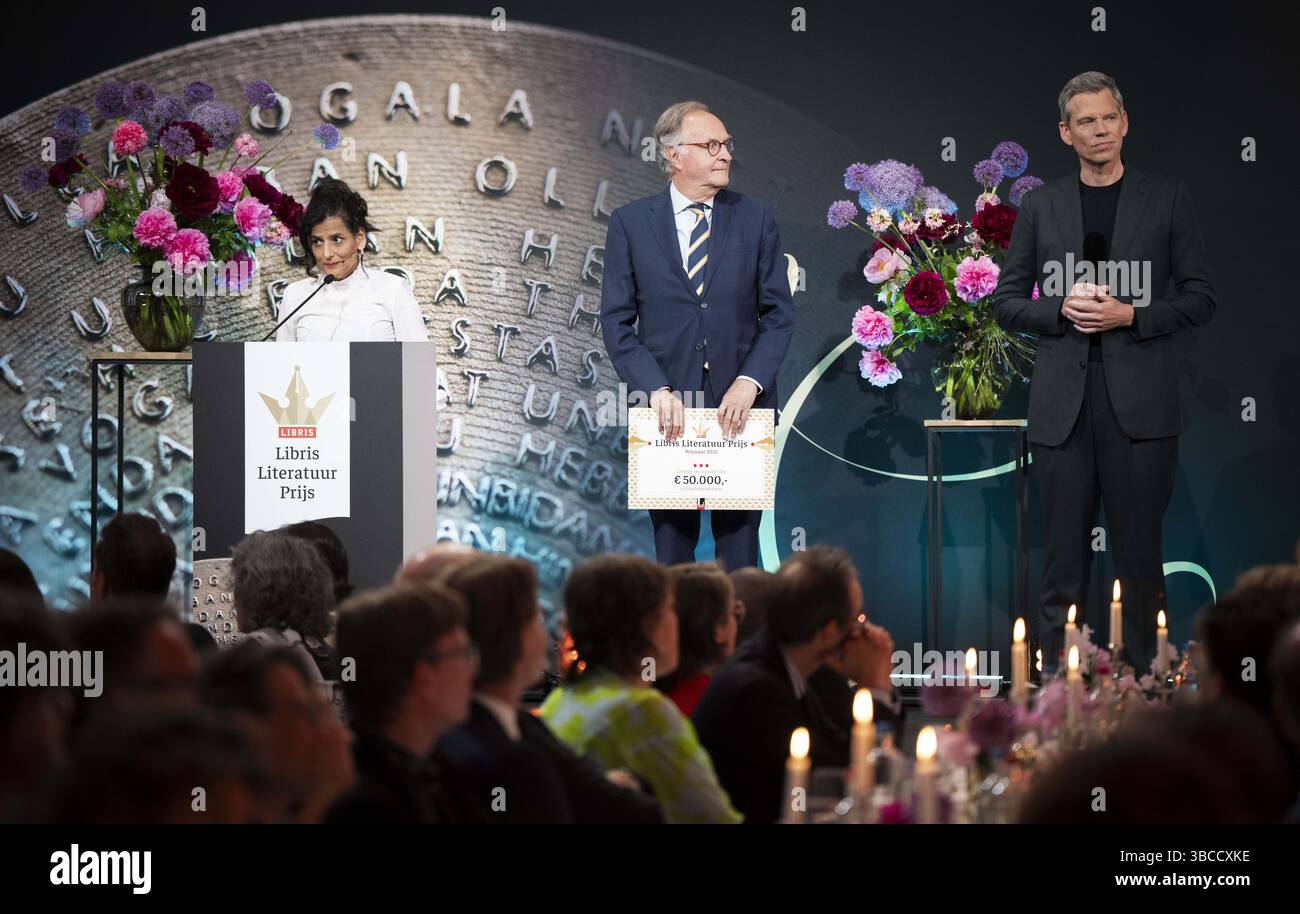 AMSTERDAM - Writer Safae el Khannoussi has won the 32nd Libris ...