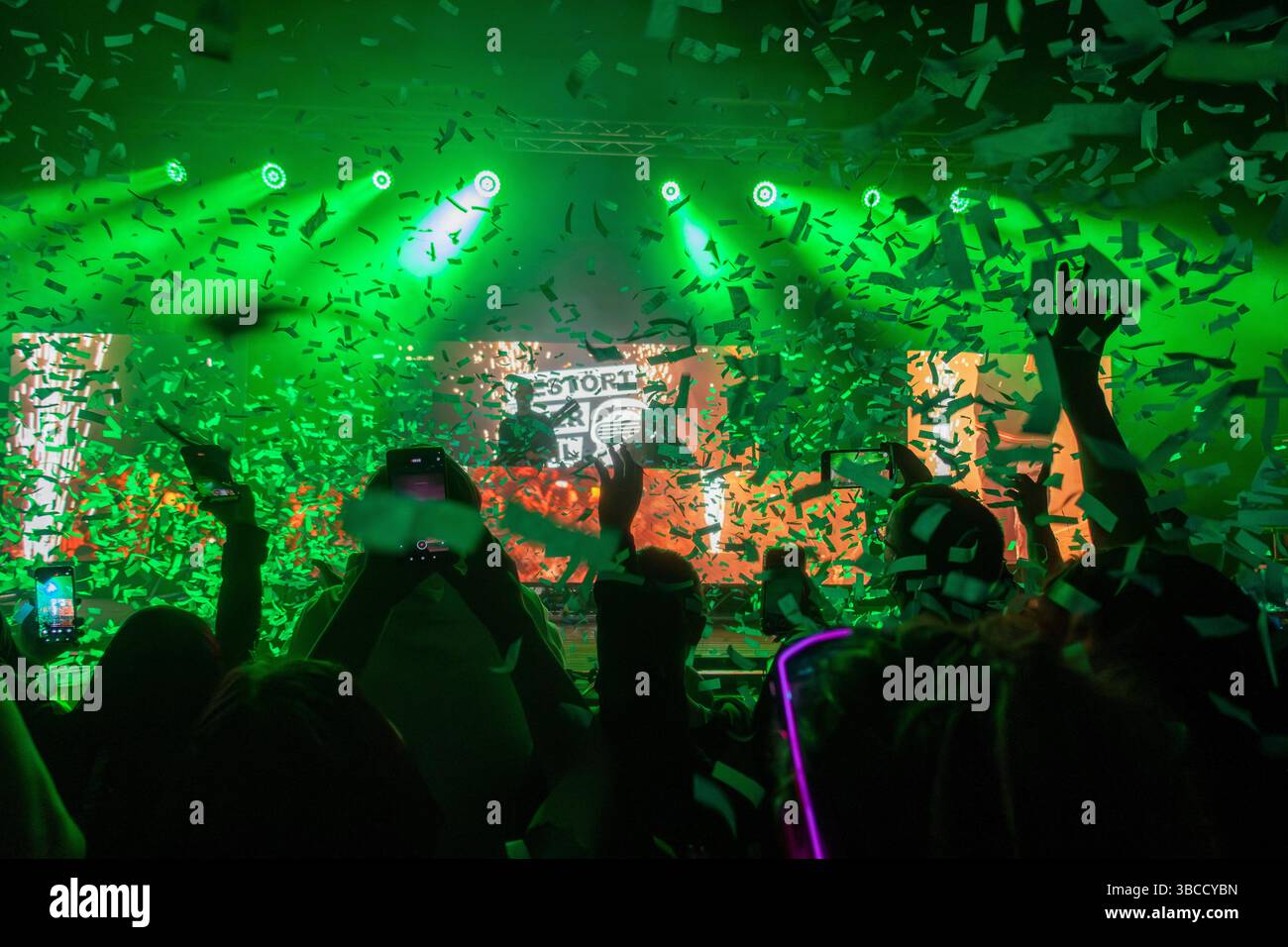 Das deutsche DJ Duo Gestört Aber Geil mit Marcel Stephan aus Querfurt ...