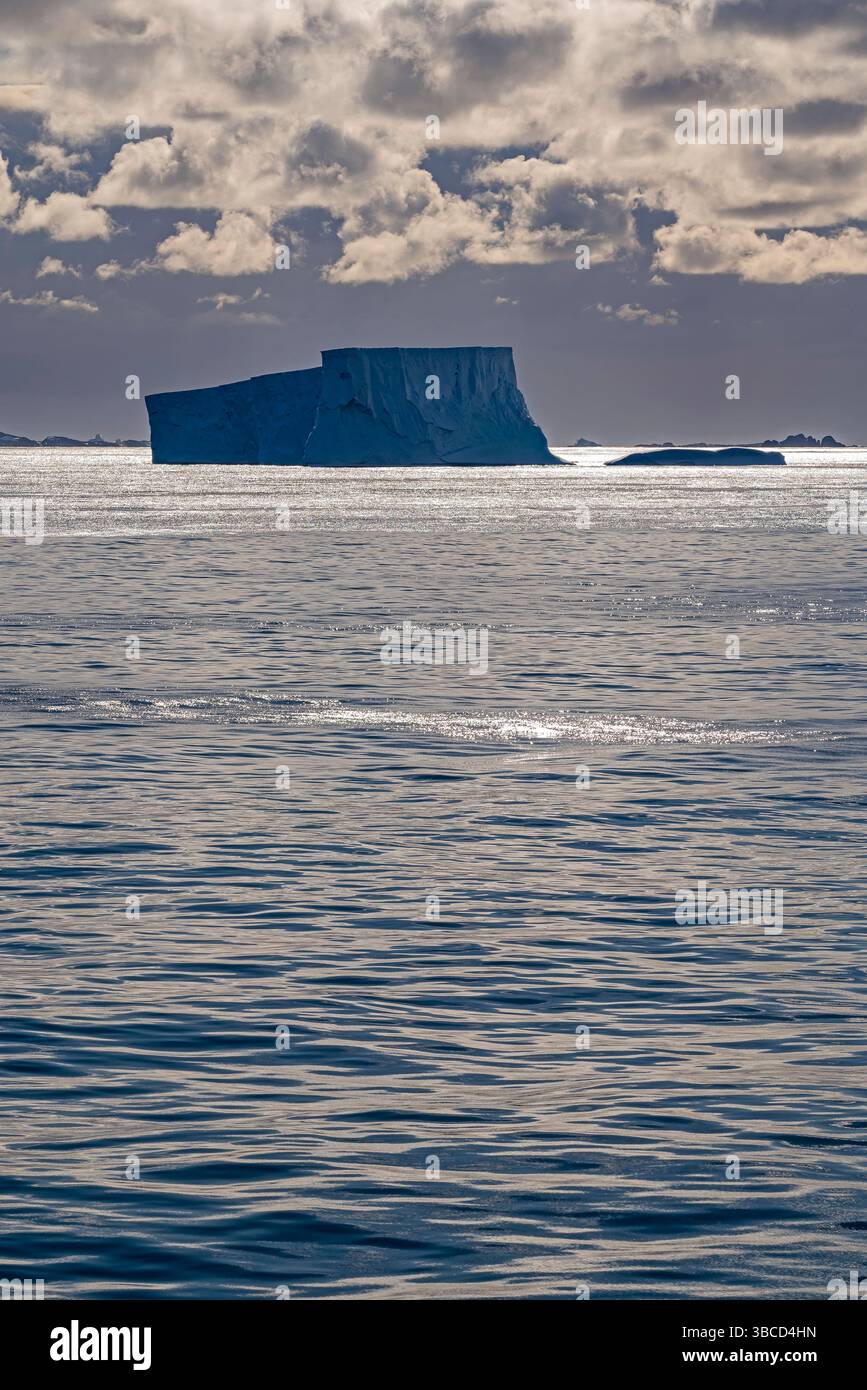 Bismarck Strait. Peninsula Antartica, Antartica Stock Photo - Alamy