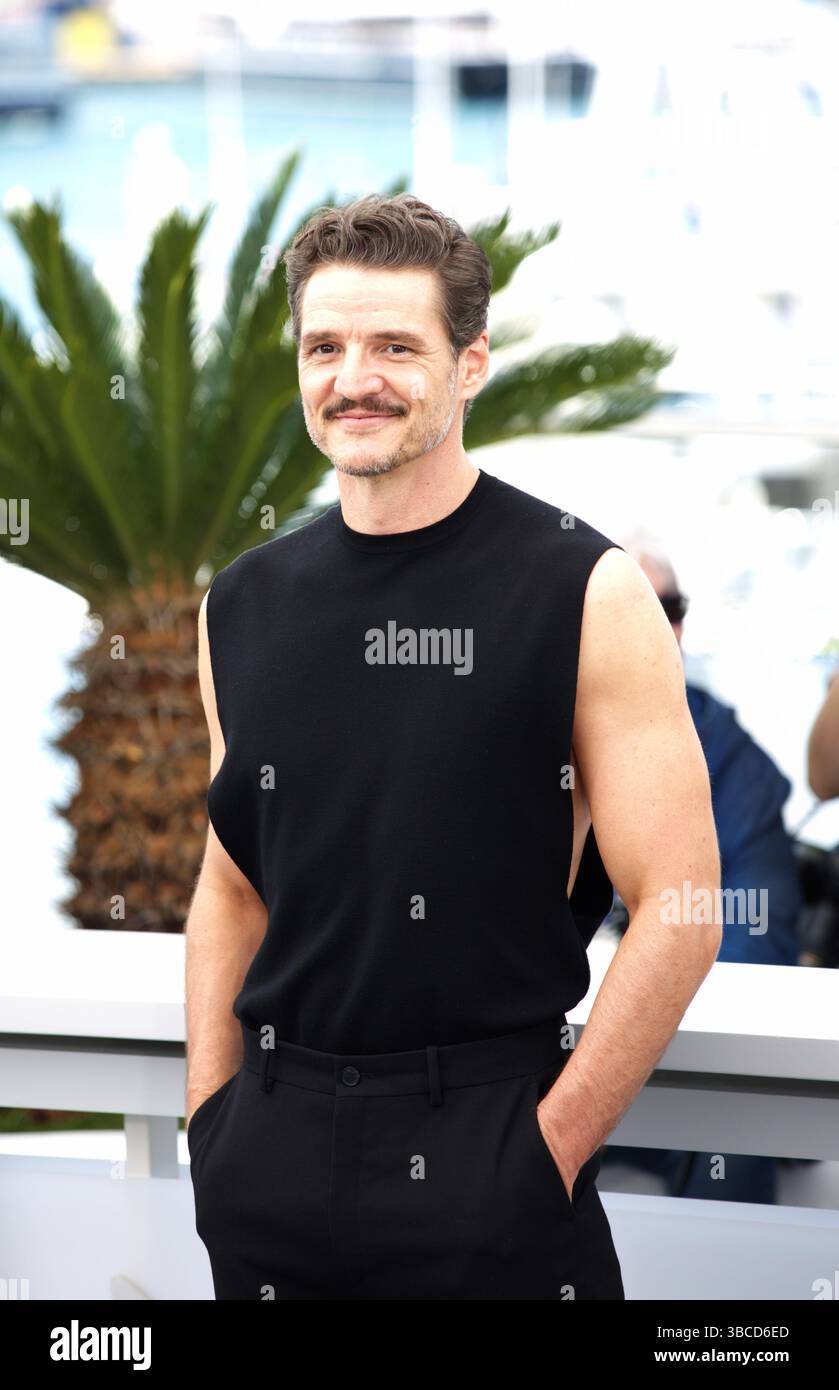 Pedro Pascal during a photo call for his film Eddinton at the Cannes ...