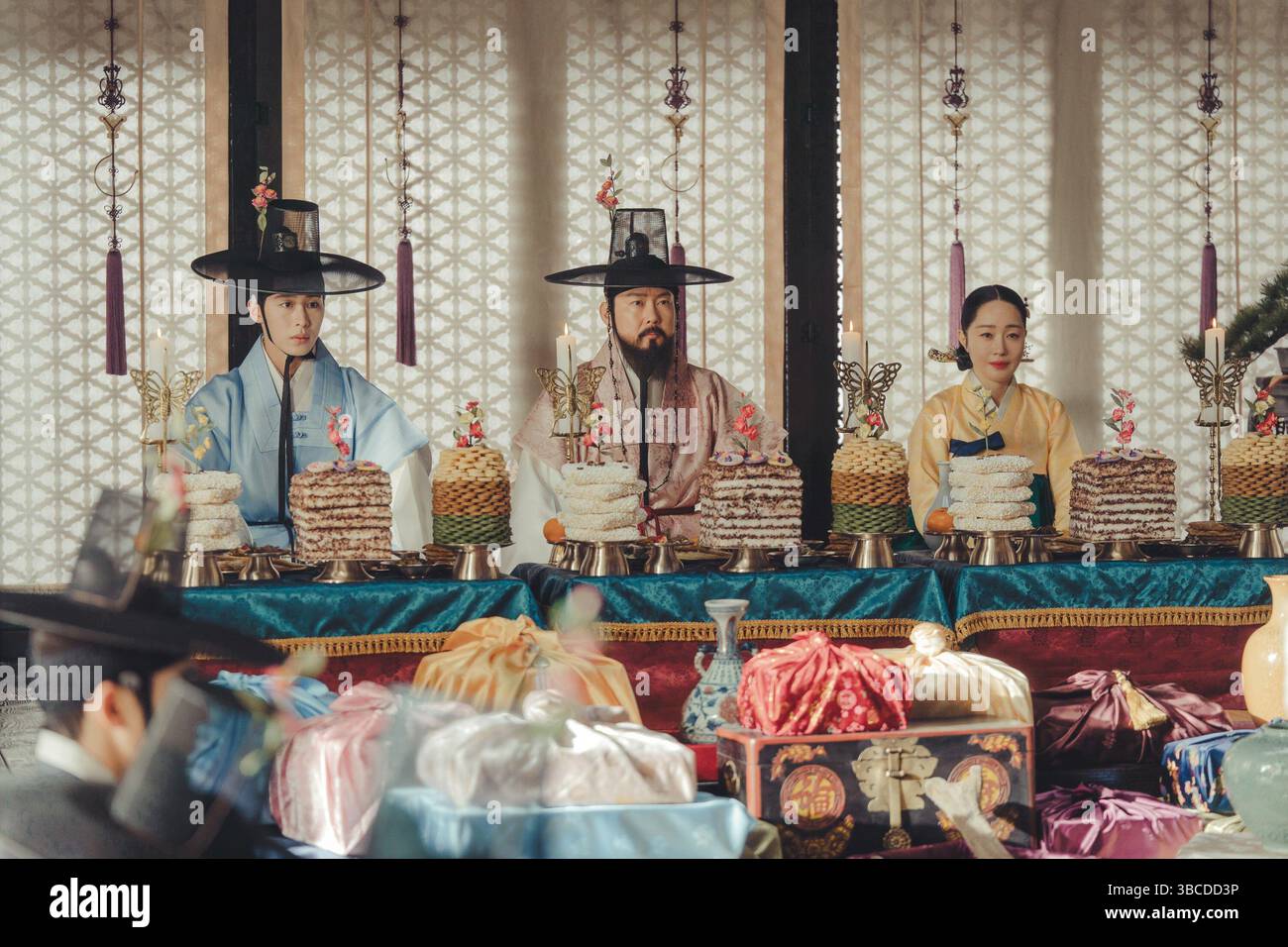 DEAR HONGRANG, (aka TANGEUM), from left: LEE Jae Wook, PARK Byung Eun, UHM Jiwon, (Season 1, ep ...