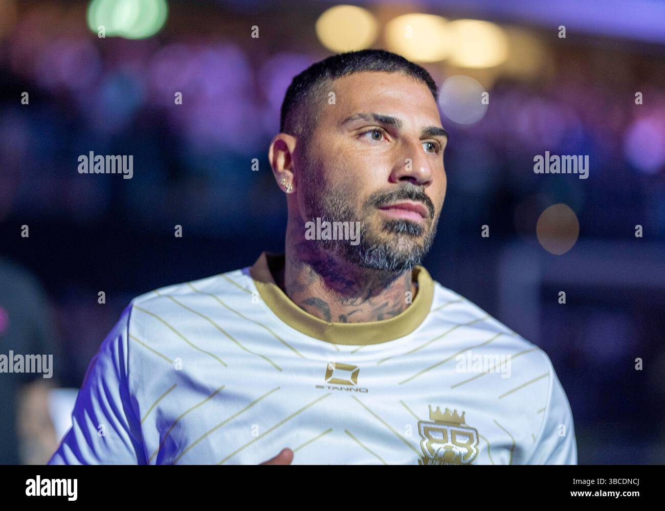 Ricardo Quaresma für das Team B2B United, Ausrüster von diesem Team ist ...