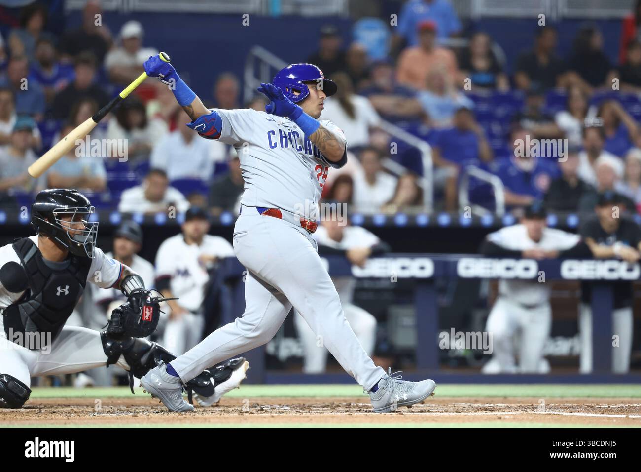 MIAMI, FL - MAY 19: Chicago Cubs catcher Moisés Ballesteros (25 ...