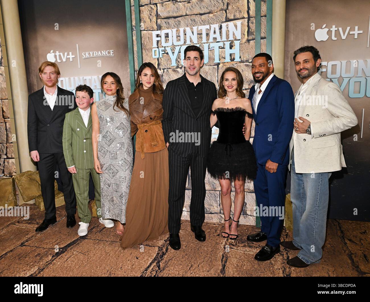 Domhnall Gleeson, from left, Benjamin Chivers, Carmen Ejogo, Eiza ...