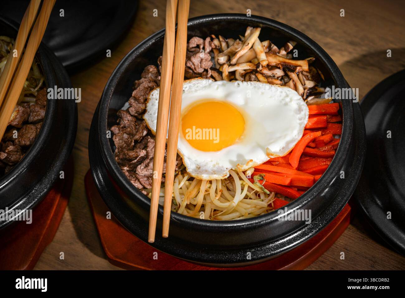 Bibimbap, a Korean mixed rice dish Stock Photo - Alamy