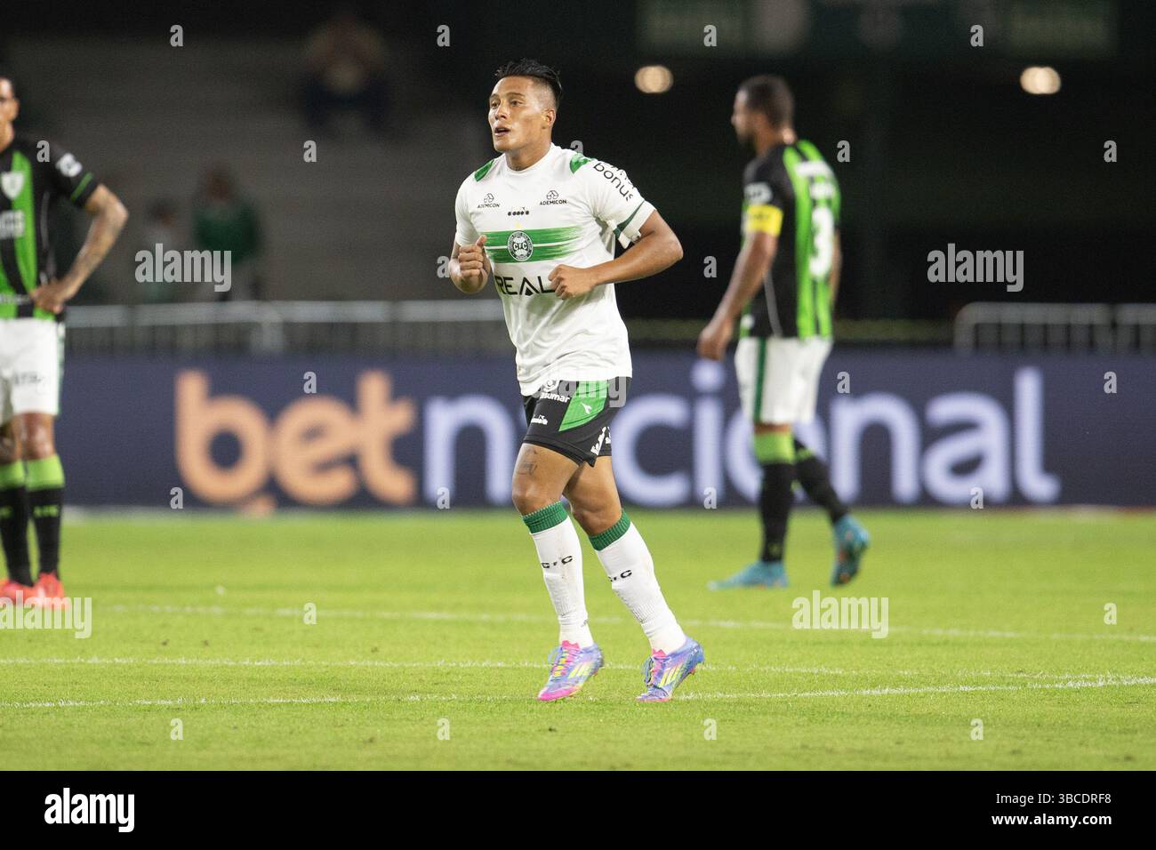 Curitiba, Brazil. 19th May, 2025. PR - CURITIBA - 05/19/2025 - BRAZILIAN B 2025, CORITIBA x ...