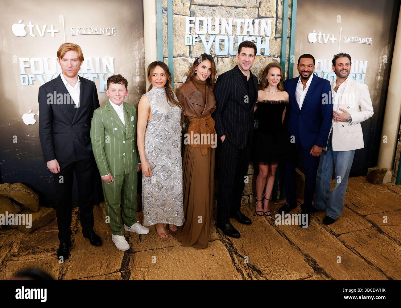 New York, United States. 19th May, 2025. Domhnall Gleeson, Eiza ...