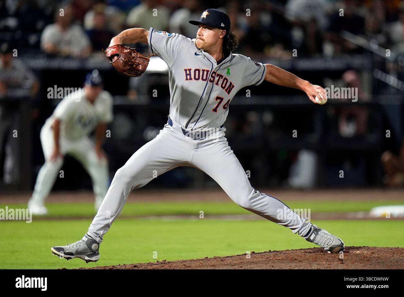 Houston Astros pitcher Bryan King delivers to the Tampa Bay Rays during ...