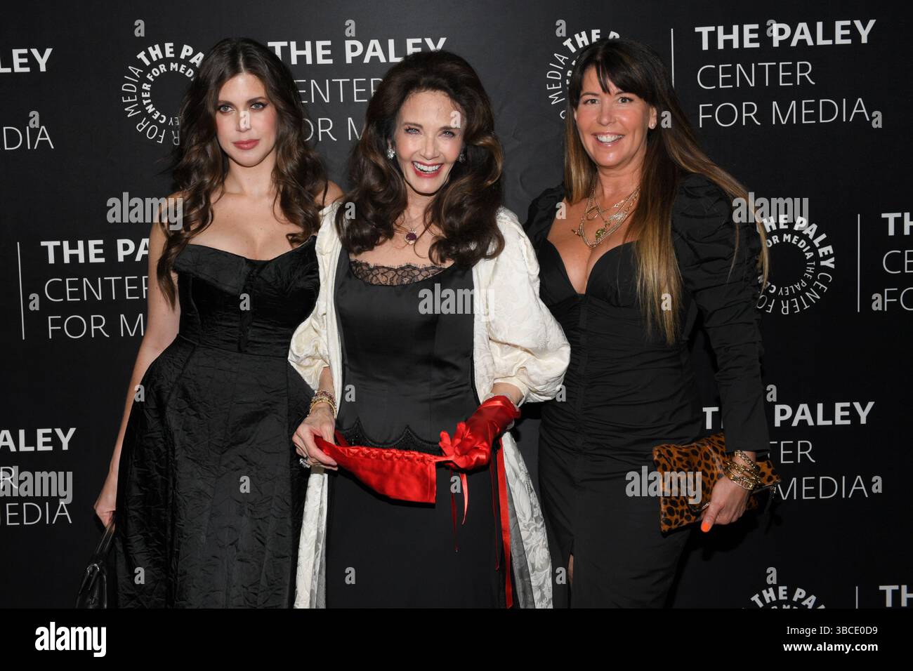 New York, USA. 19th May, 2025. (L-R) Jessica Altman, Lynda Carter and ...