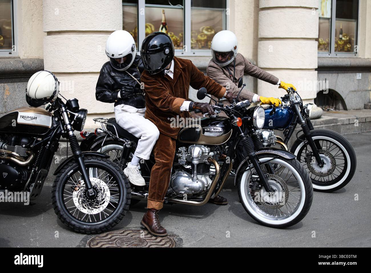 Participants take to their motorcycles prior to the Distinguished ...