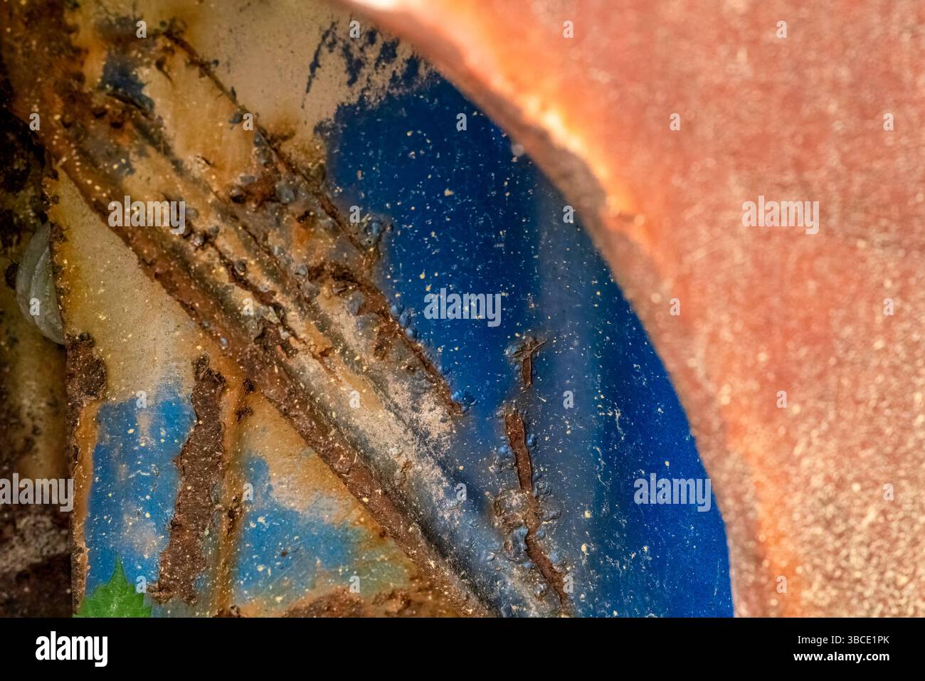 Weld breakdown hi-res stock photography and images - Alamy