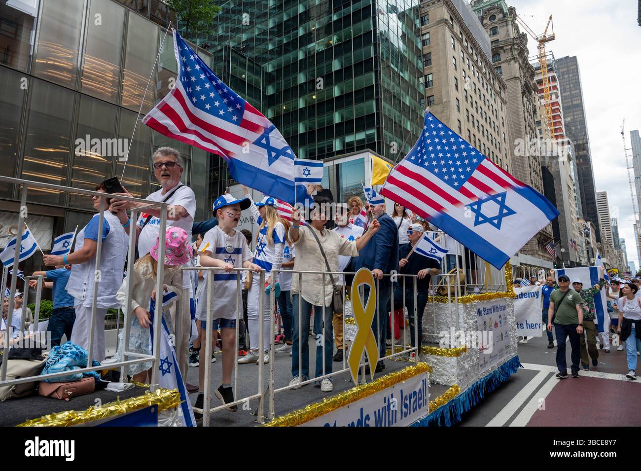 New York, United States. 18th May, 2025. Celebrants march in the Israel ...