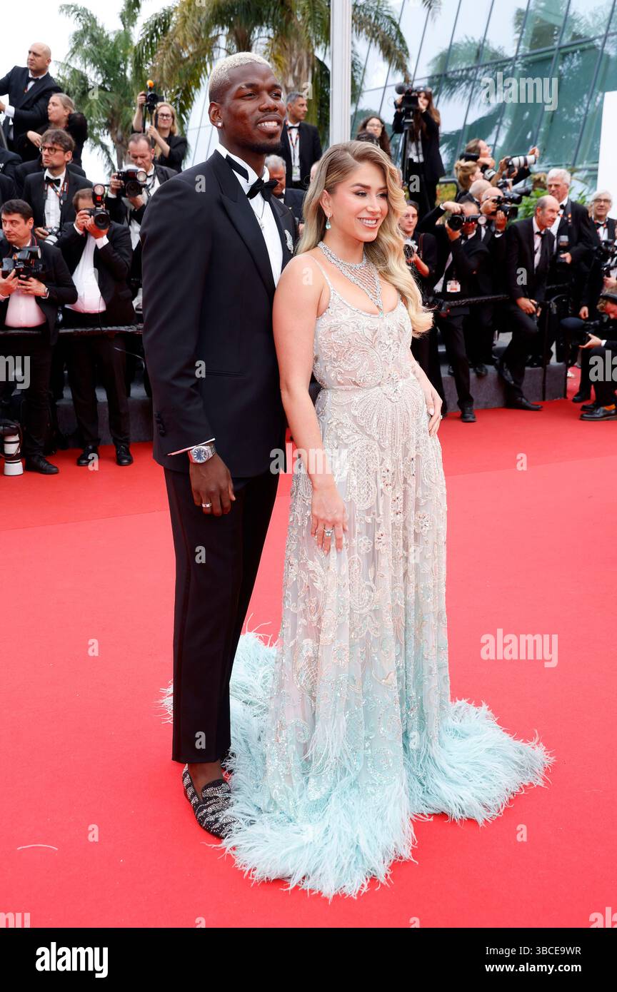 Paul Pogba mit Ehefrau Maria Zulay Pogba Salaues bei der Premiere des ...