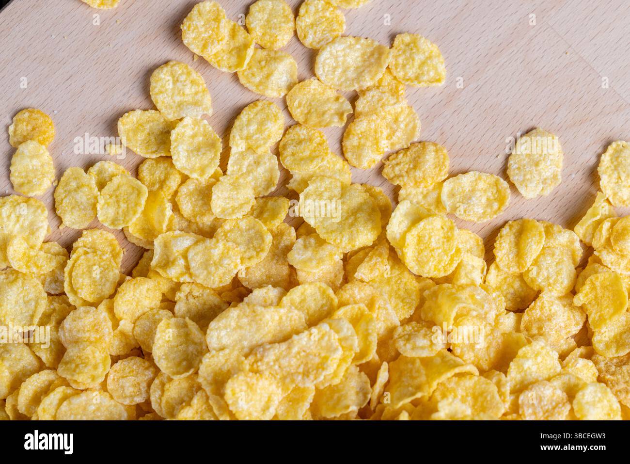 dry breakfast corn flakes of yellow color, preparation of corn dry ...