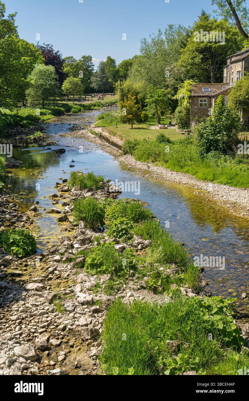 Low water level on the River Aire in Gargrave north Yorkshire Stock ...