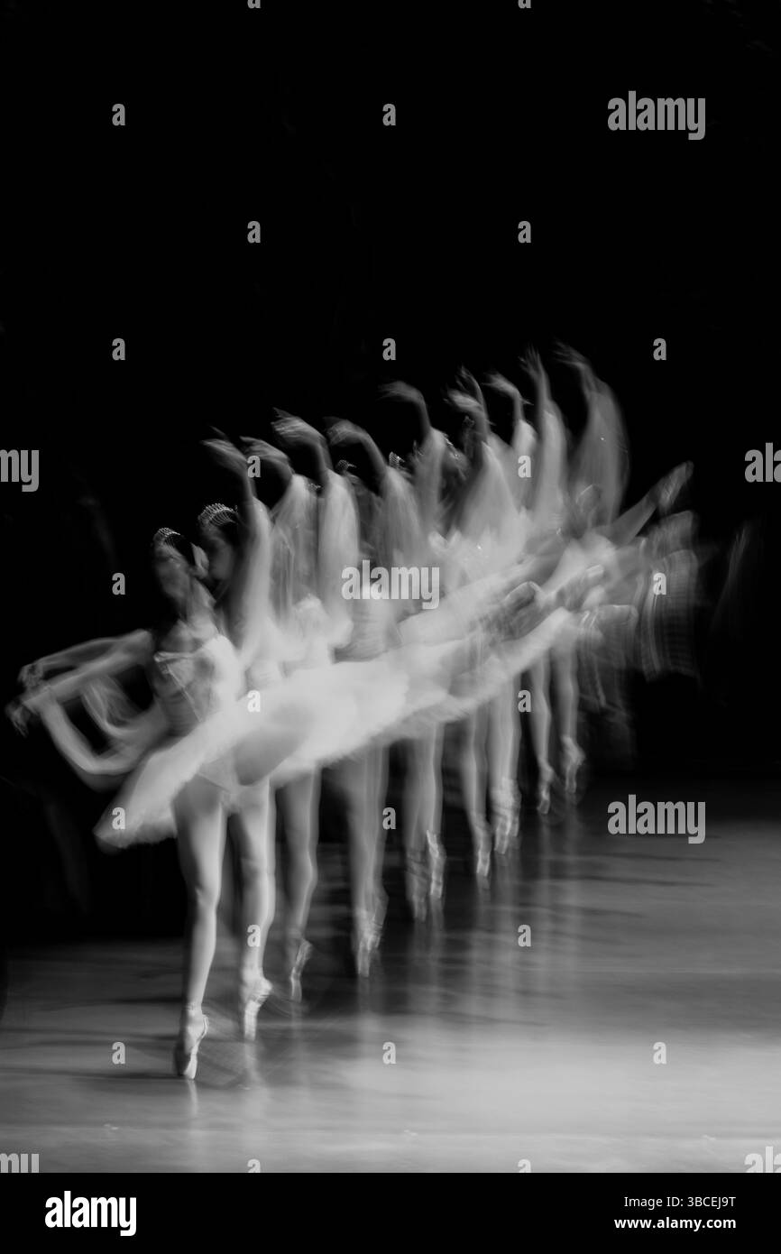Ballet lovers Black and White Stock Photos & Images - Alamy