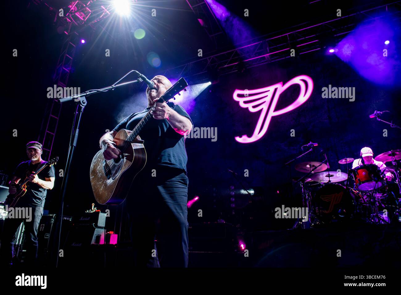 Leeds, UK. 19th May, 2025. American rock band Pixies playing live at ...