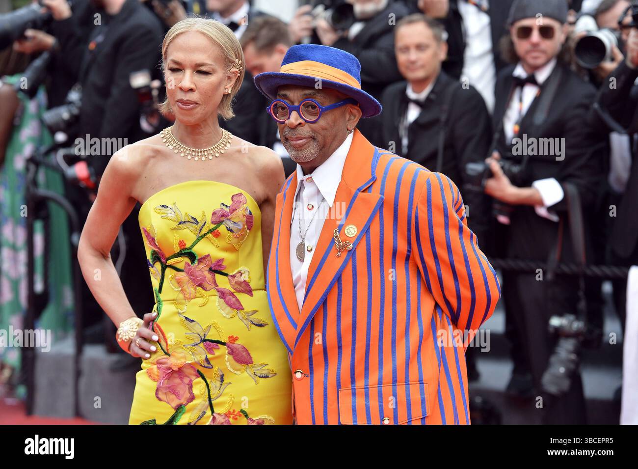Spike Lee mit Ehefrau Tonya Lewis Lee bei der Highest 2 Lowest Premiere ...