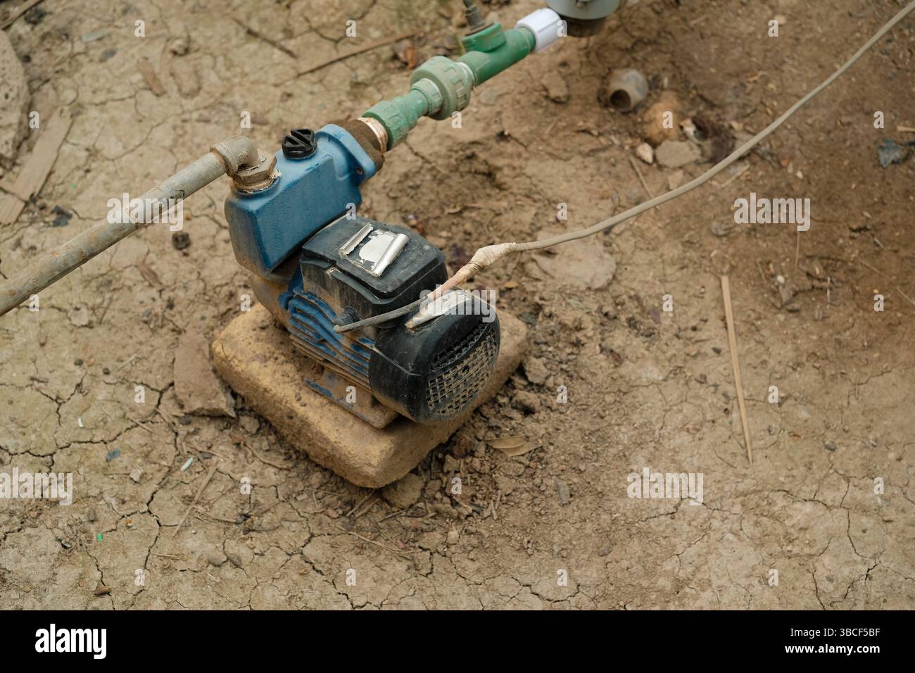 Irrigation fittings hi-res stock photography and images - Alamy