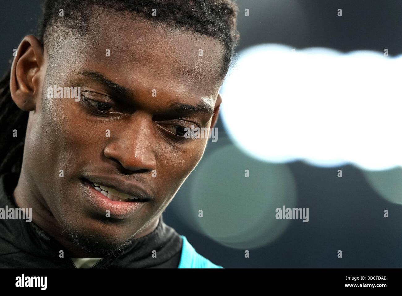 Rafael Leao of AC Milan warming up during the Serie A football match ...