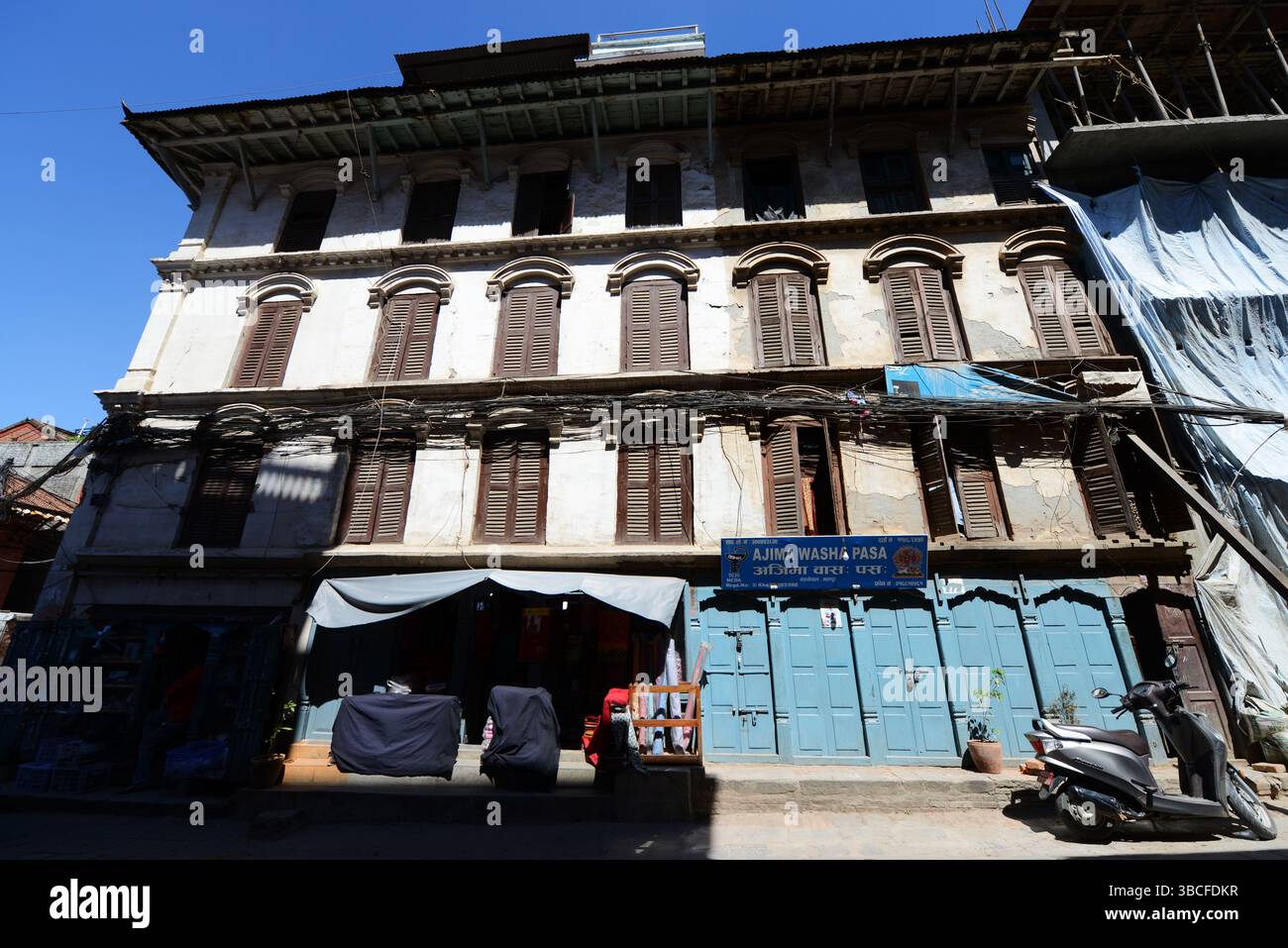 Beautiful old newari building hi-res stock photography and images - Alamy