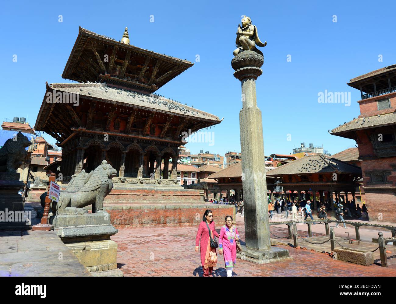 Golden statue of Garuda at the Durbar square in Patan, Nepal Stock ...