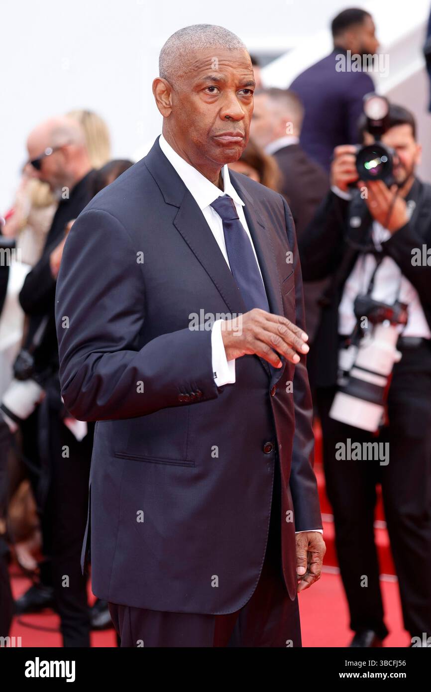 Denzel Washington attends the premiere of 'Highest 2 Lowest'' during ...