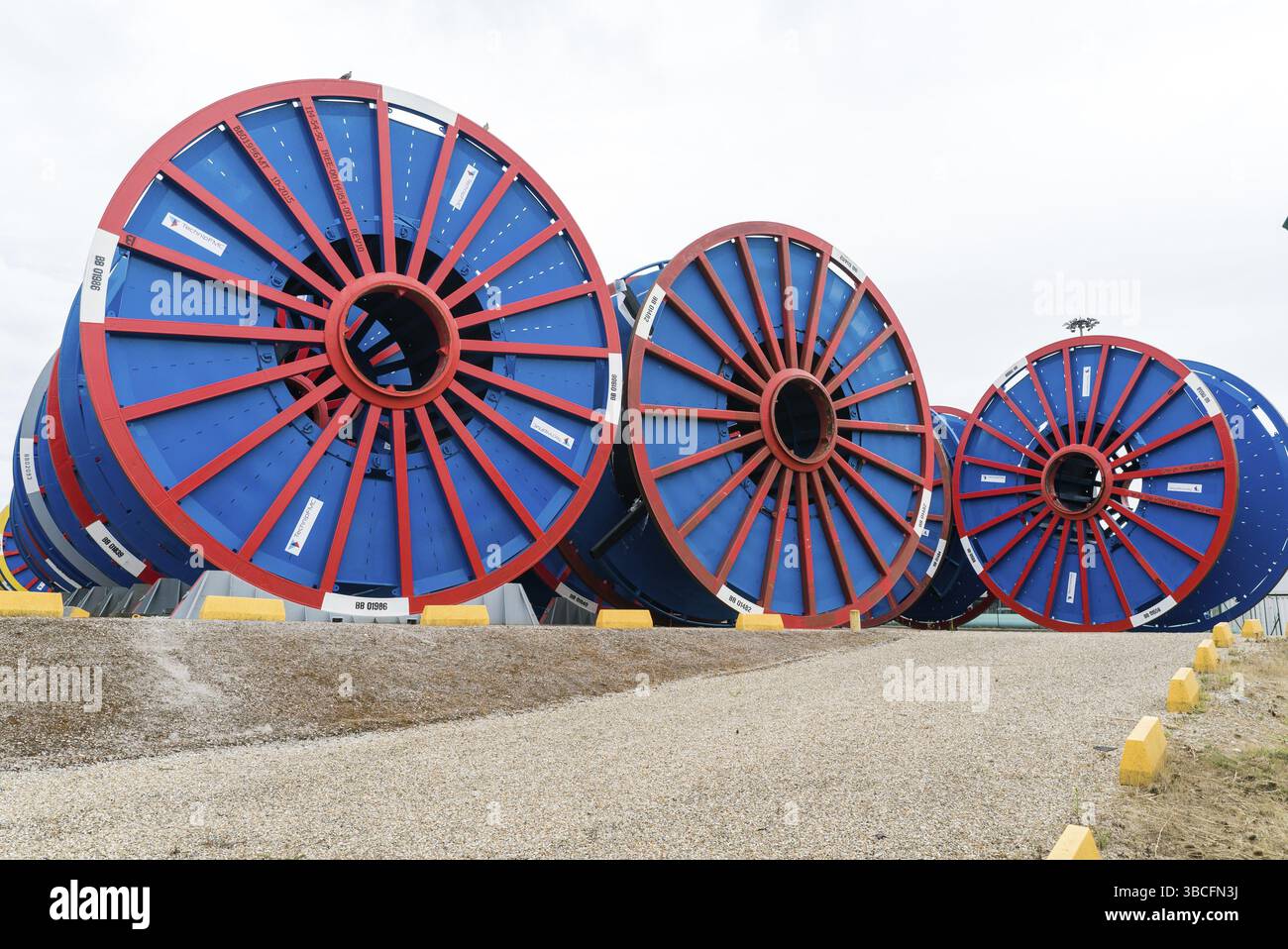 Subsea cable connection hi-res stock photography and images - Alamy