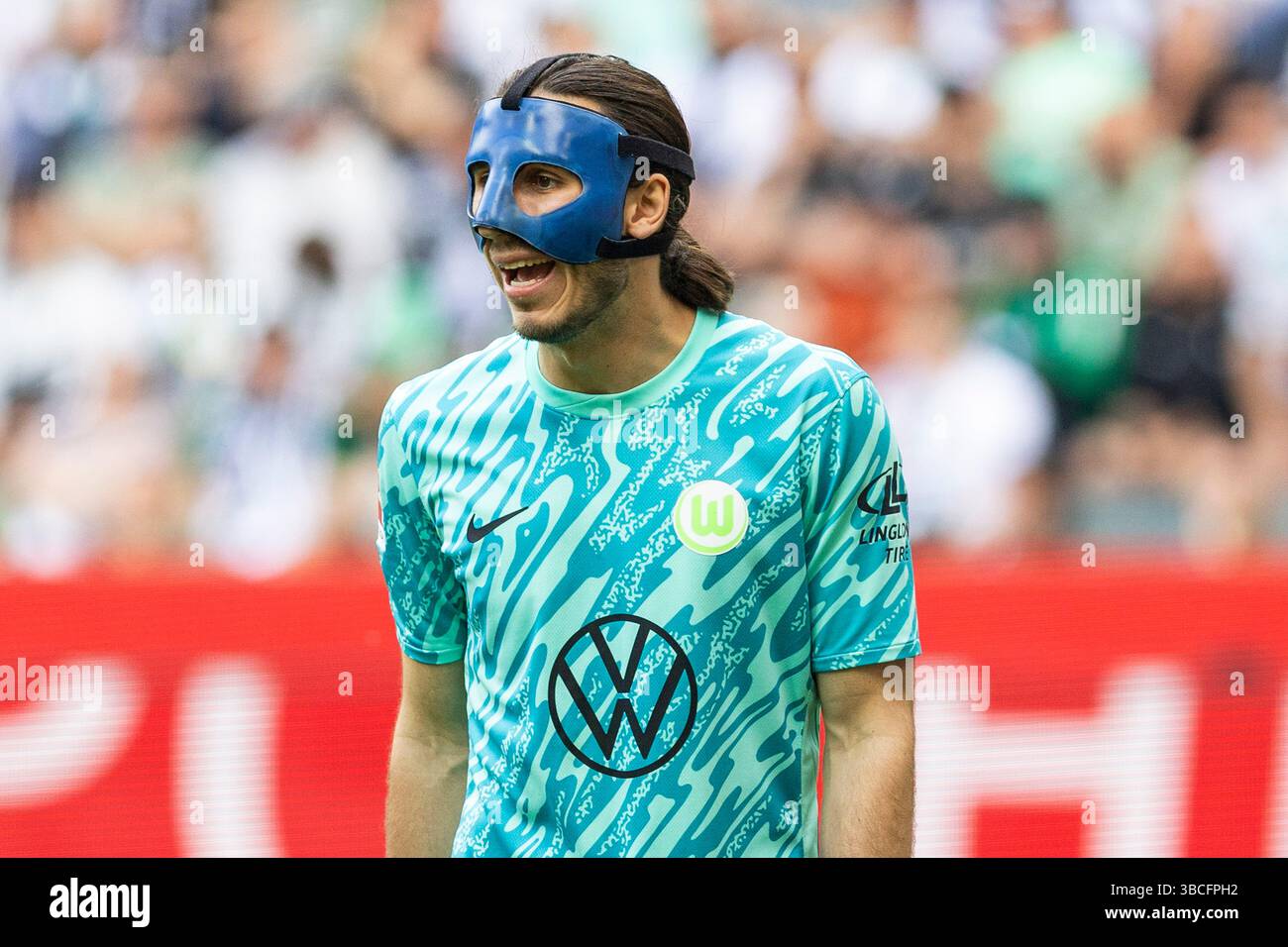 Kamil Grabara (VfL Wolfsburg, 1). Monchengladbach, Soccer 1st ...