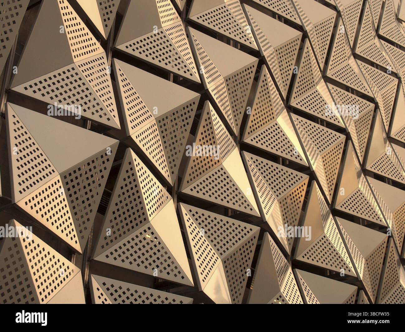 Copper cladding hi-res stock photography and images - Alamy