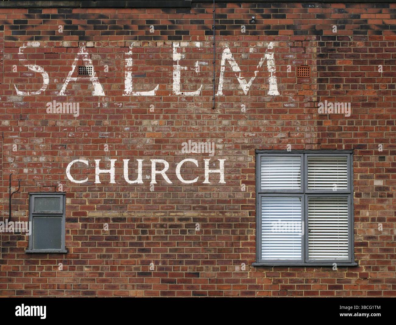 Leeds, west yorkshire, 17 June 2021: old painted sign on the historic ...