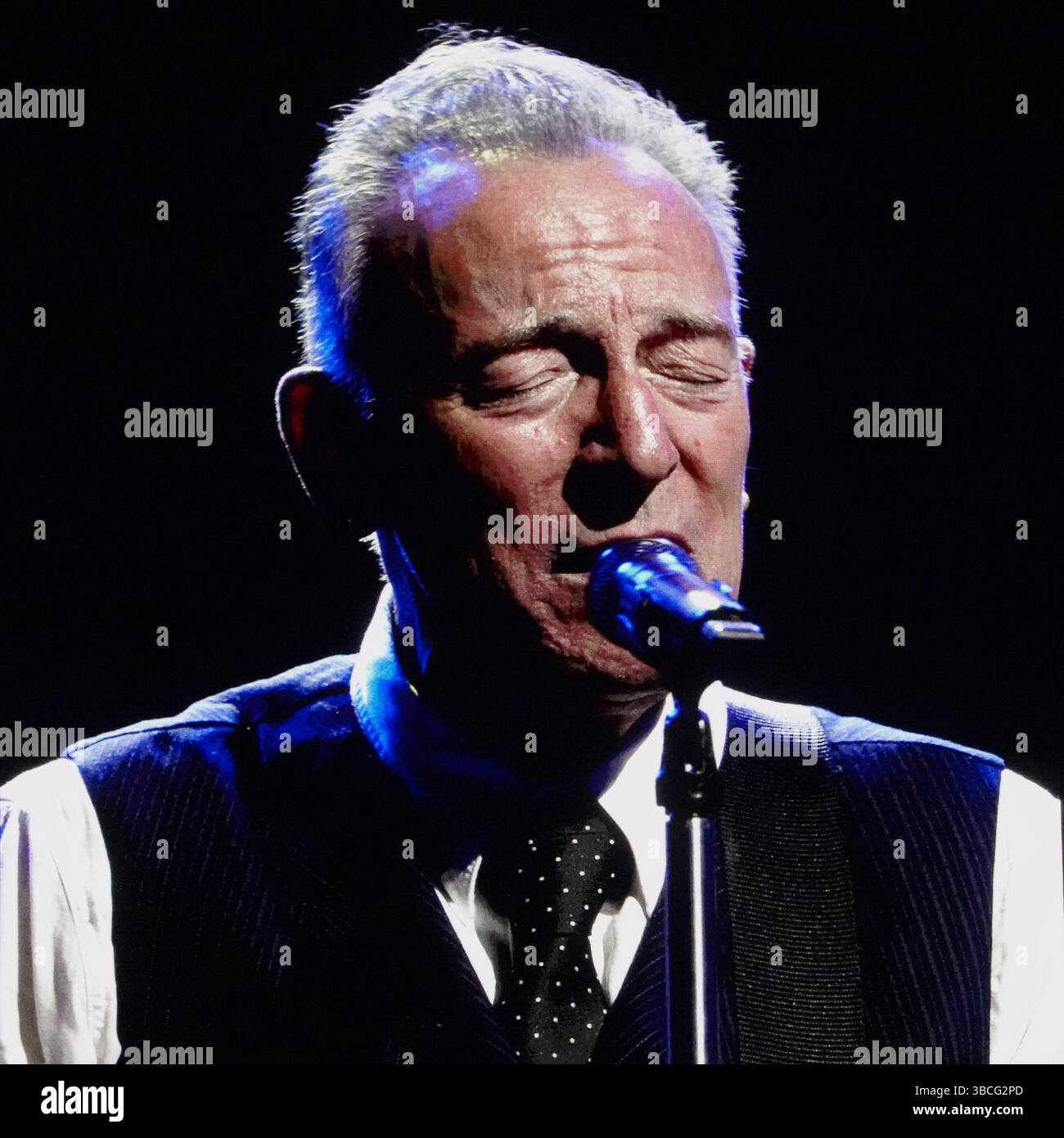 Bruce Springsteen & the E Street Band, Manchester, The Boss at the Co ...