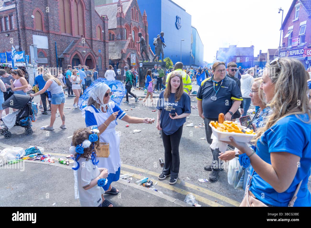 A Toffee Lady outside Goodison Park on the occassion of the last ever ...