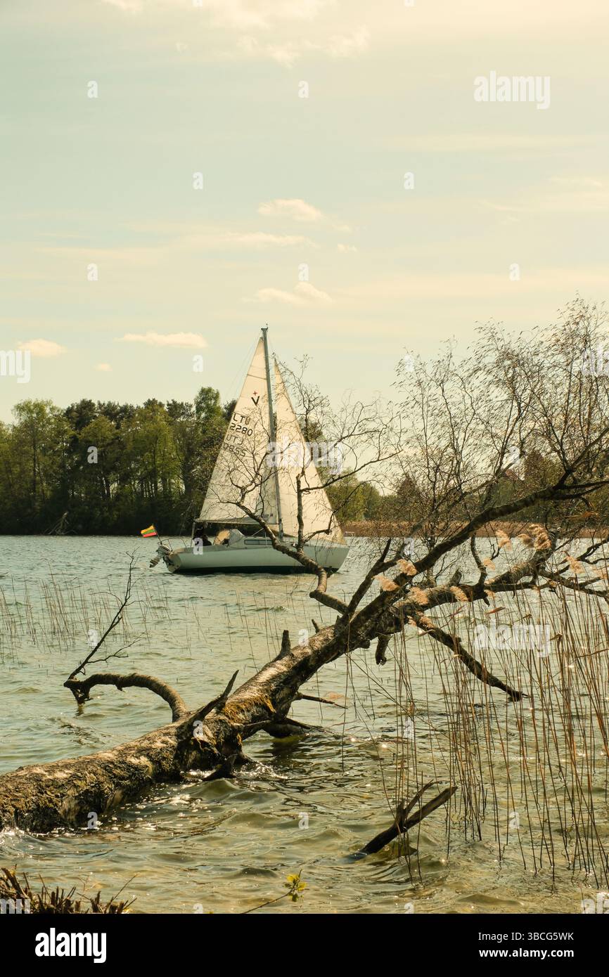 Silhouette boat in lake under hi-res stock photography and images - Alamy