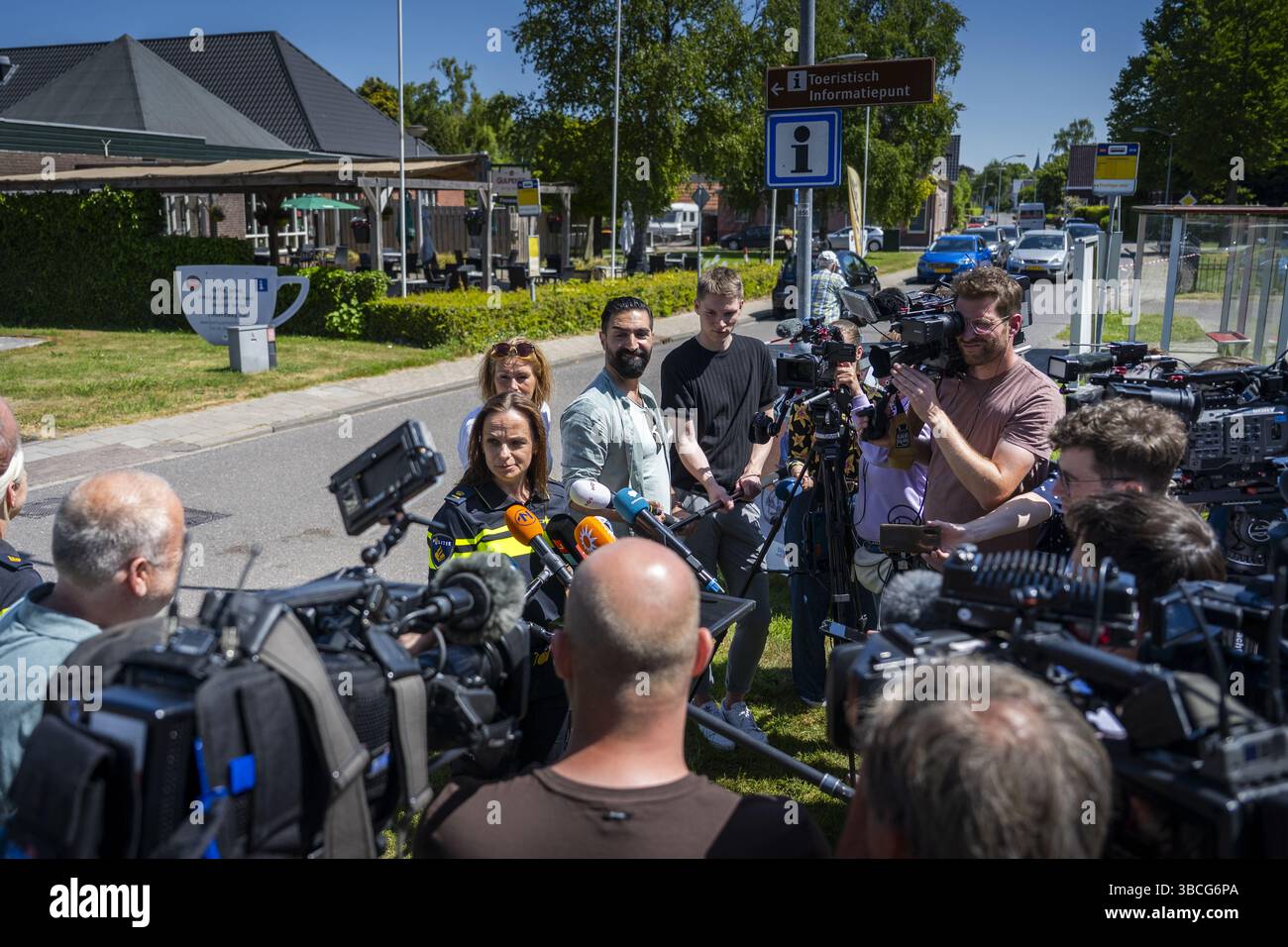 FINSTERWOLDE - Police explain the investigation into kidnapped children ...