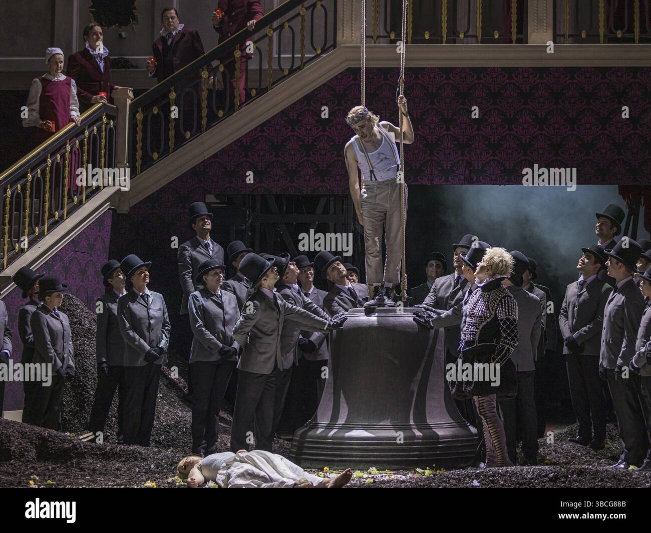 Hamlet' by Ambroise Thomas is an almost 150-year-old opera based on the ...