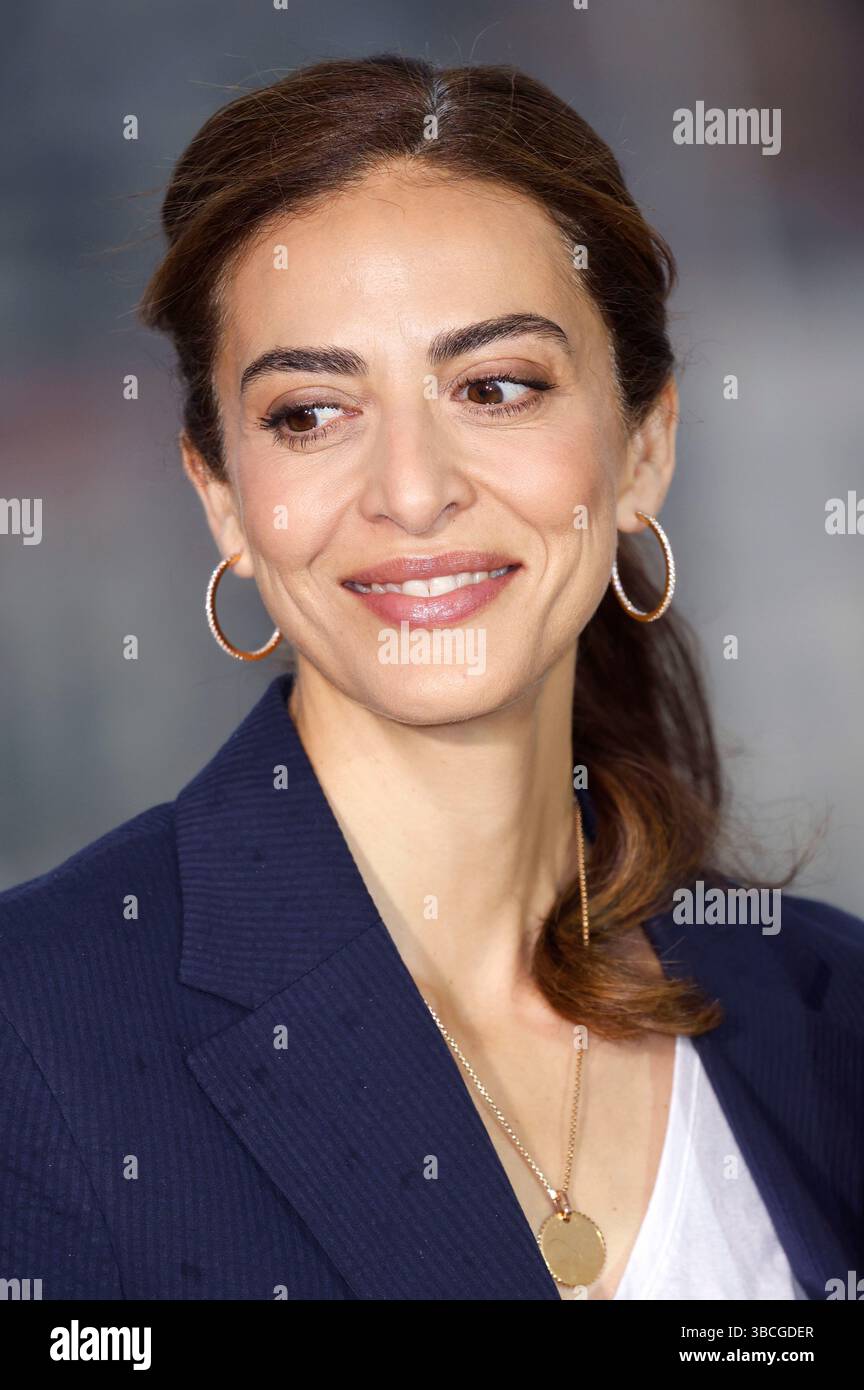 Zineb Triki beim Photocall zum Kinofilm 'Eagles of the Republic' auf ...